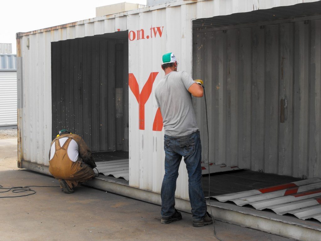 Photos of 10', 20', 40' Shipping Containers | ATS Containers